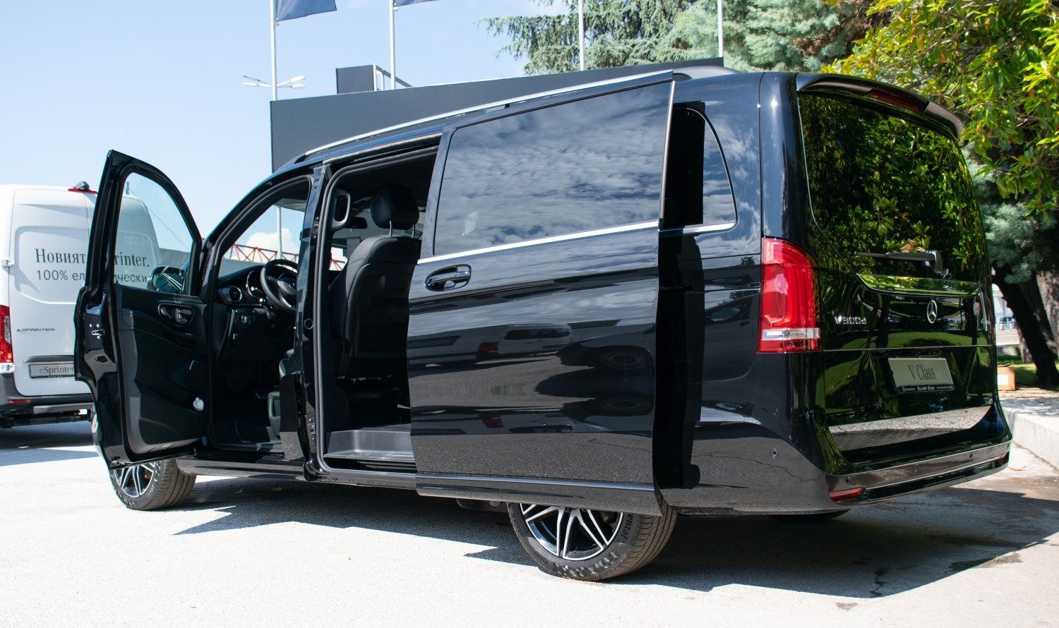 Mercedes-Benz V-class technical specifications and fuel economy